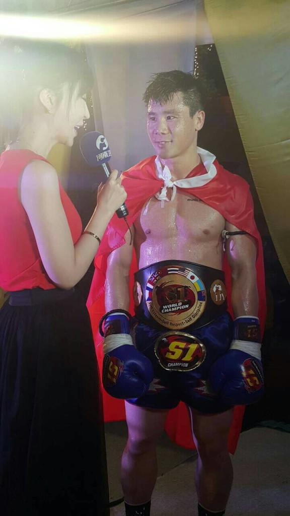 April 2, 2016 Dragon Fight Glory of Heroes Shenzhen, China ...