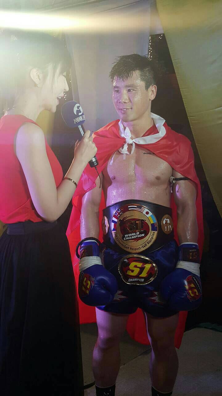 April 2, 2016 Dragon Fight Glory of Heroes Shenzhen, China ...